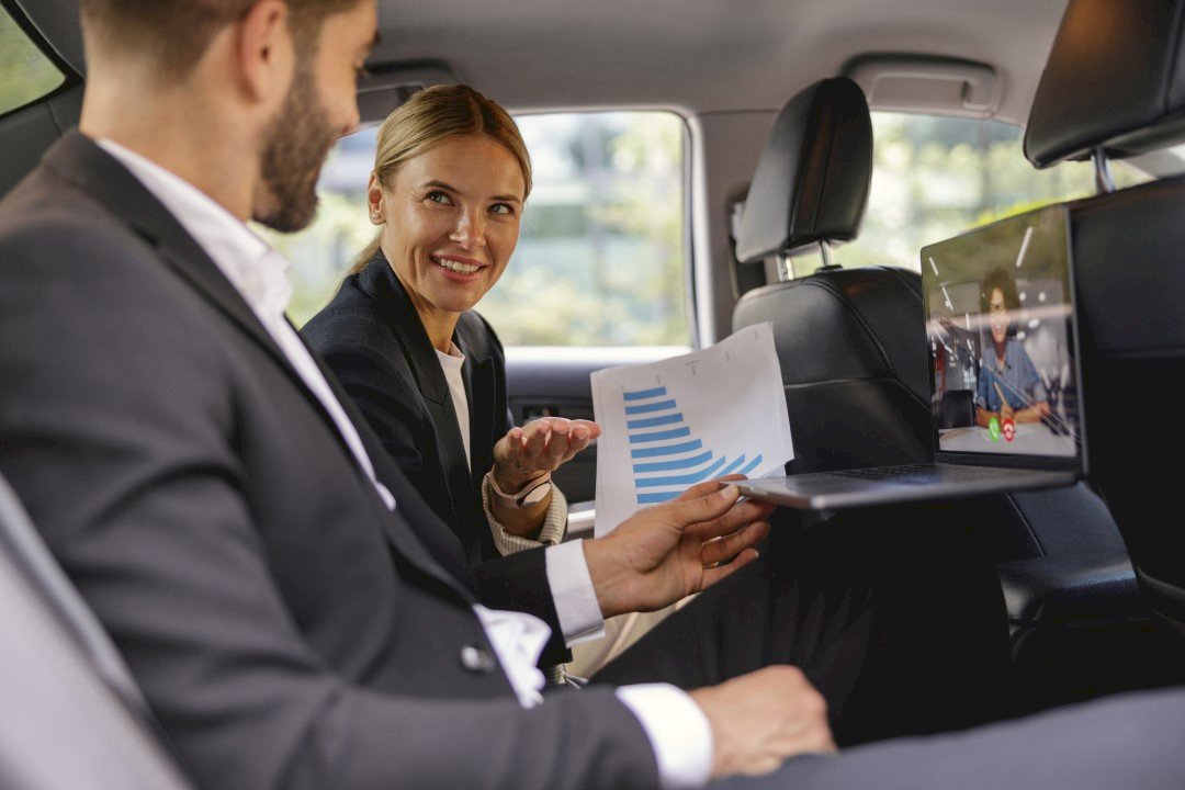 Choosing the Right Vehicle for Corporate Transportation